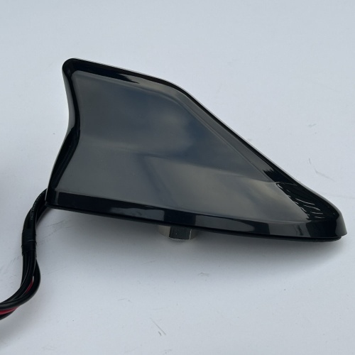 Shark fin in car roof mount DAB AM FM and GPS aerial antenna CT27UV83 ...